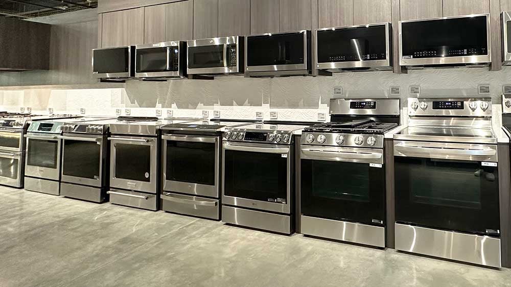 Freestanding vs. Slide-In vs. Front-Control Ranges: Key Differences ...