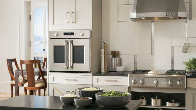 How to Design Your Dream Kitchen With Luxury Appliances