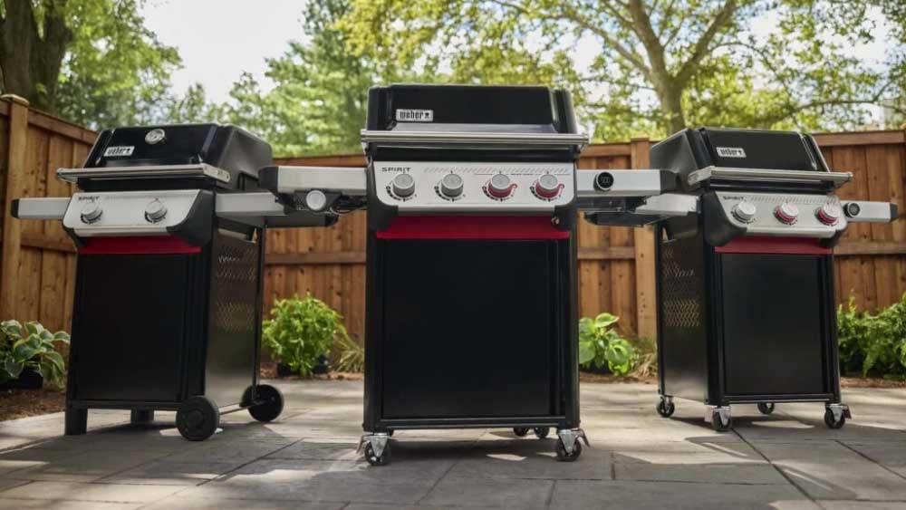 Weber Grill Comparison Guide 2025: Spirit vs. Genesis vs. Summit