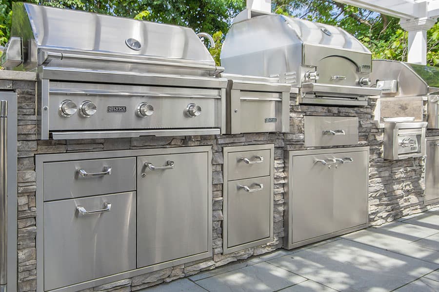 12 Steps to Designing Your Outdoor Kitchen